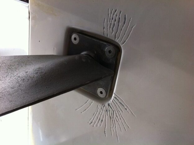 Gelcoat Putty – Repair Spider Cracks And Fill Gouges! | How to Articles ...